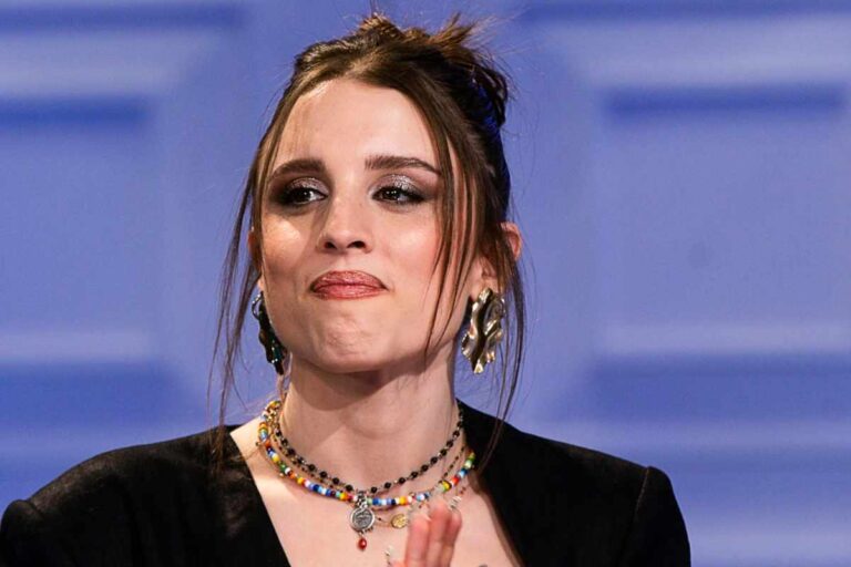 Angelina Mango, conoscete il suo fidanzato segreto? Sempre con lei ma ...