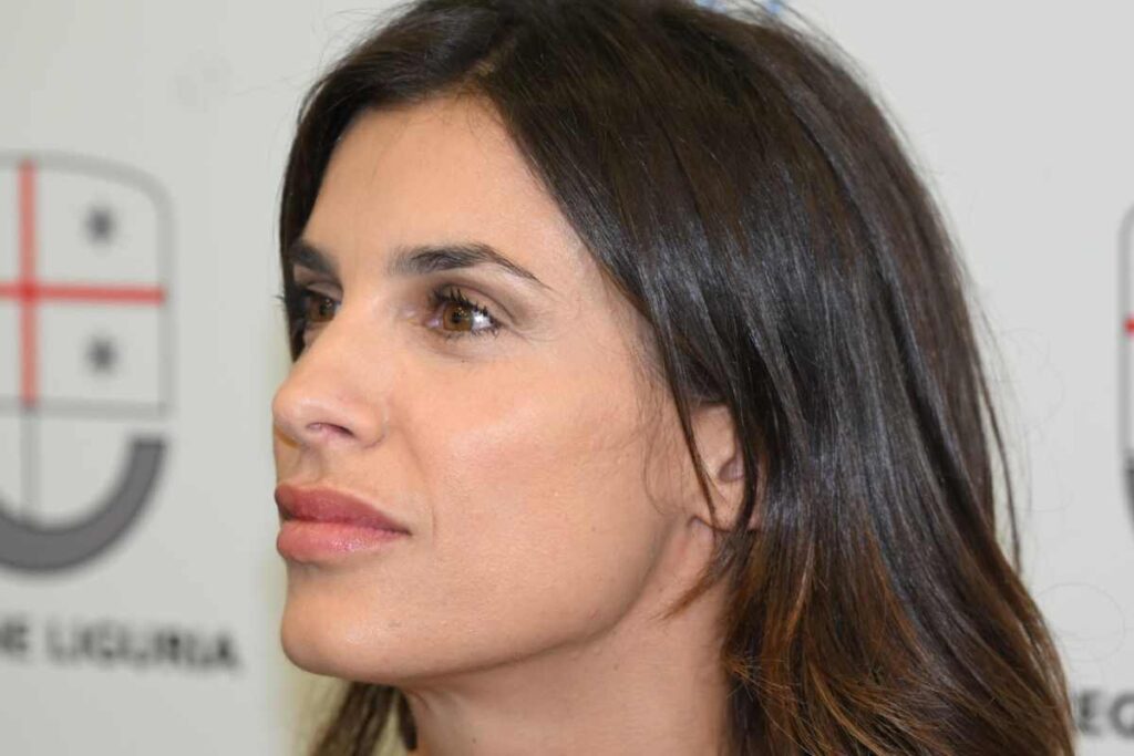 Elisabetta Canalis dea divina: a 45 anni sembra una 20enne, forme da ...